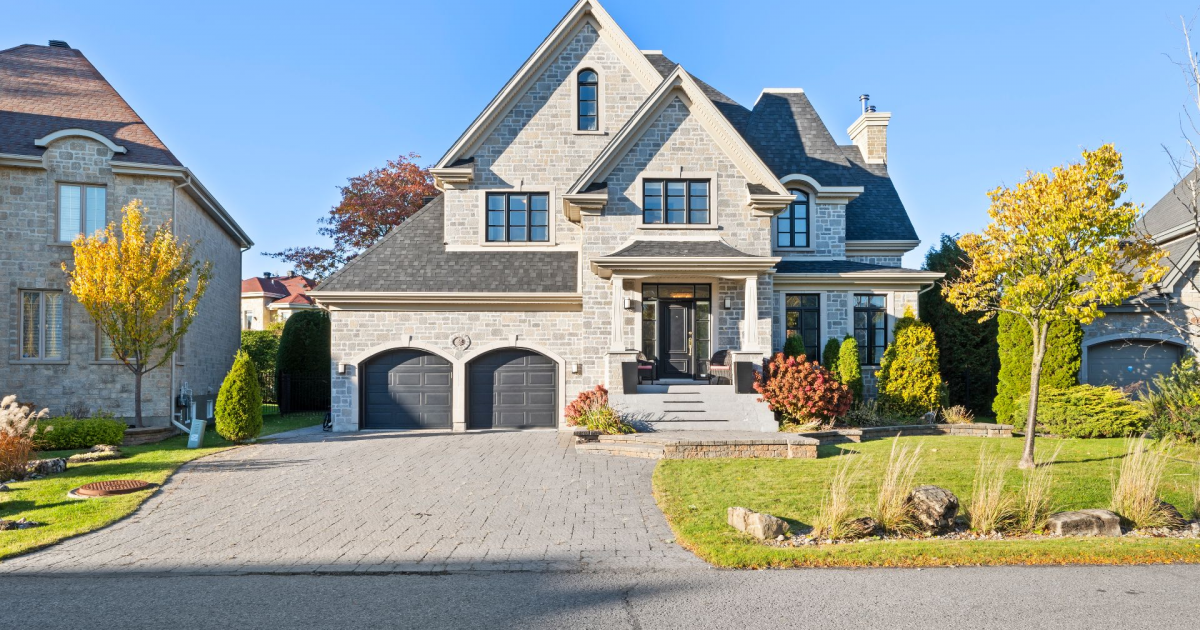Maison à étages à vendre candiac, Acheter Maison à étages candiac
